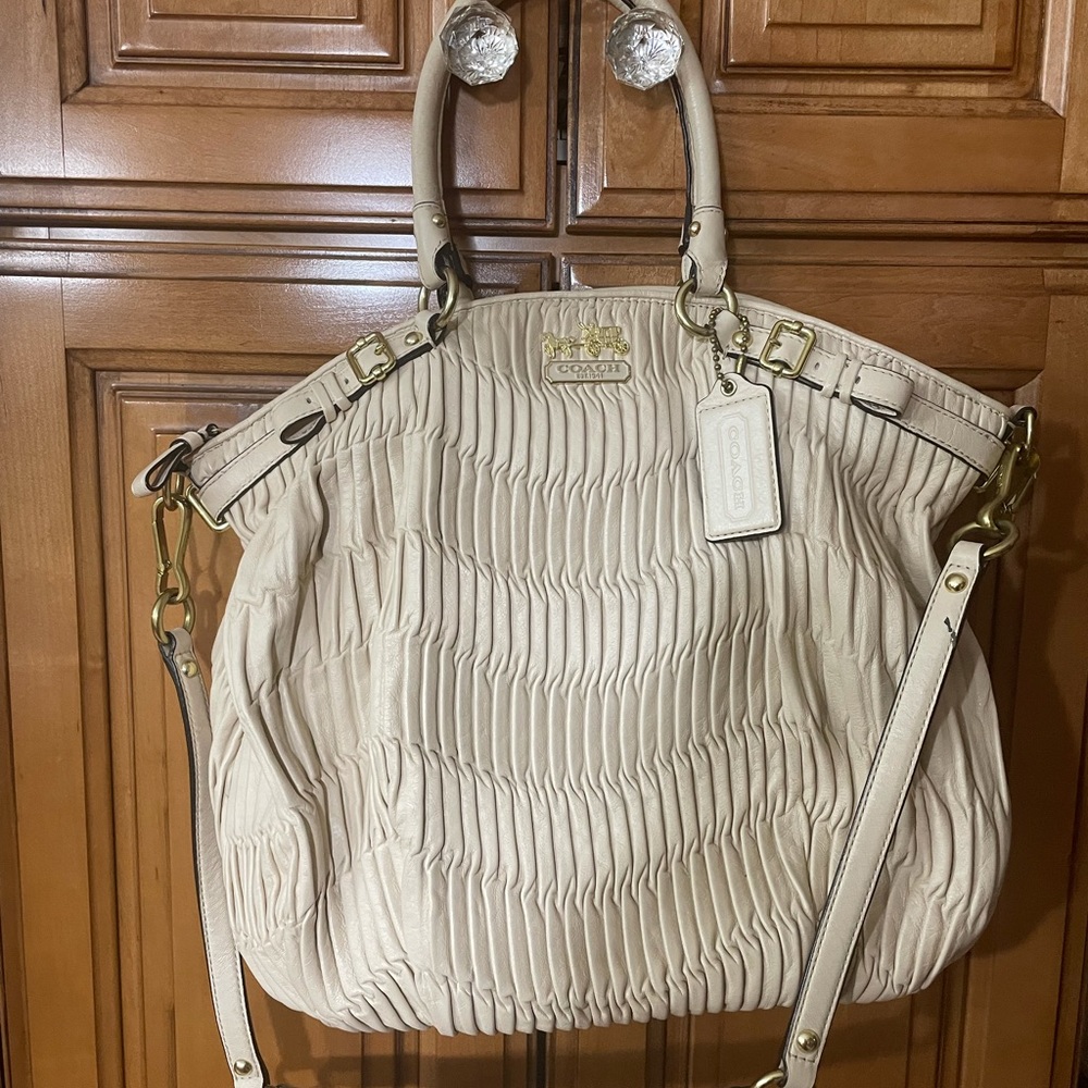 Coach Cream Color Bag - Gorgeous! - Gem